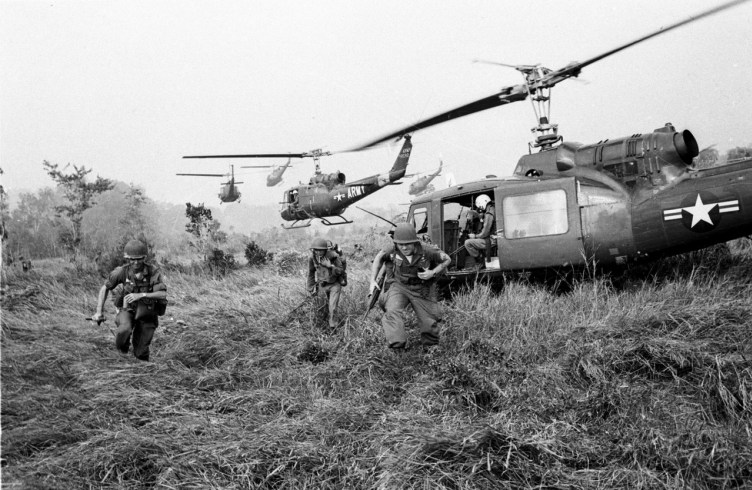 VIETNAM WAR U.S. TROOPS
